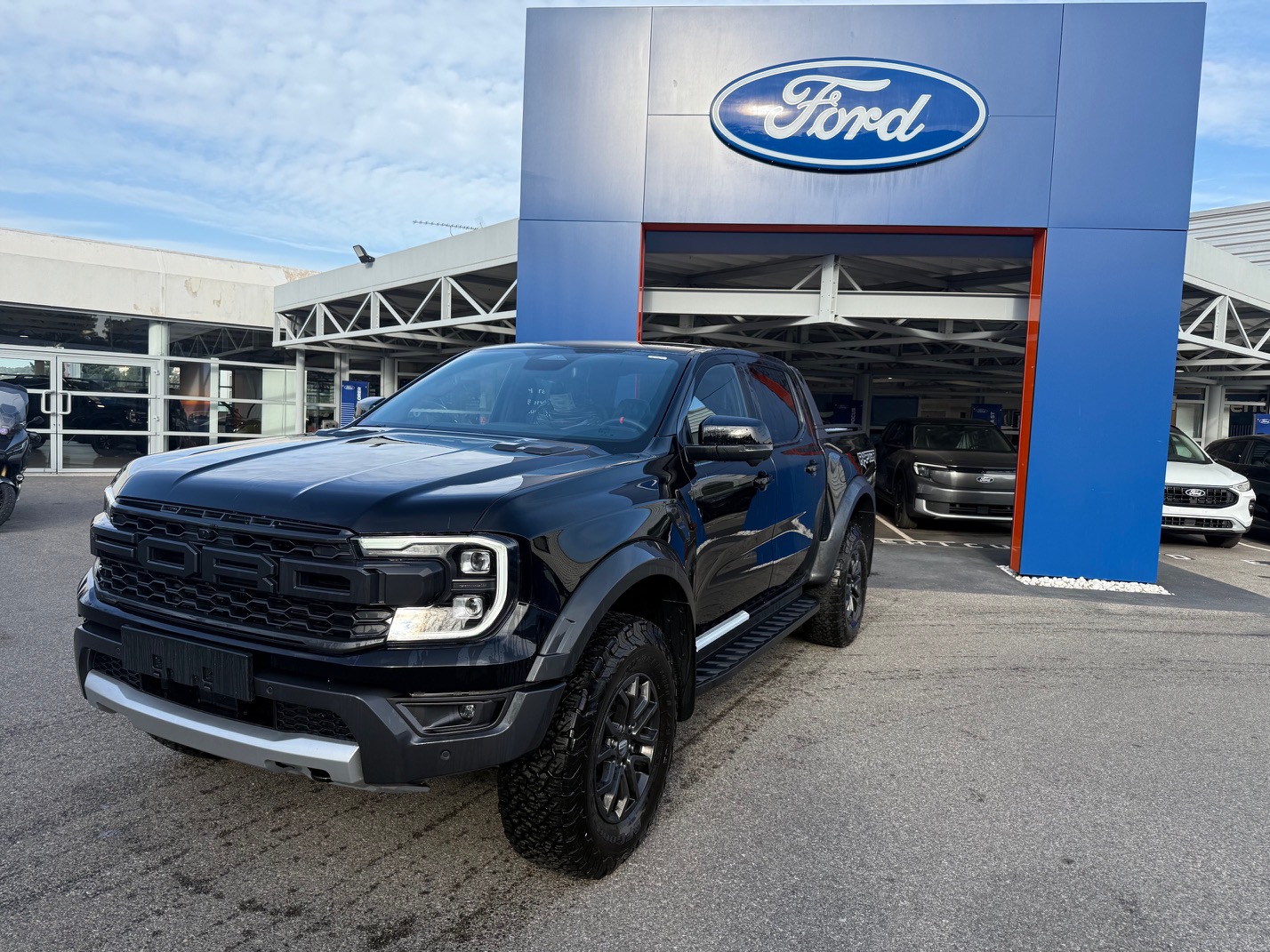 FORD RANGER 4 AUTOMATIQUE neuve - dès 79 956